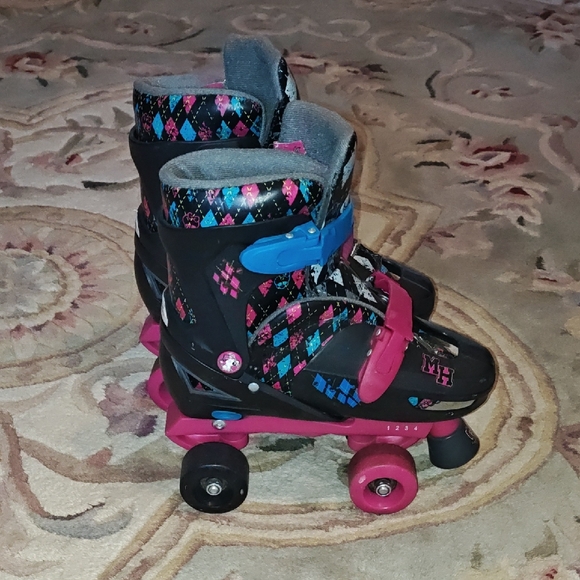 monster high | Other | Monster High Adjustable Size Colorful Kids ...